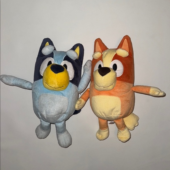 Disney | Toys | Disney Bluey And Bingo Stuffed Animals That Talks ...